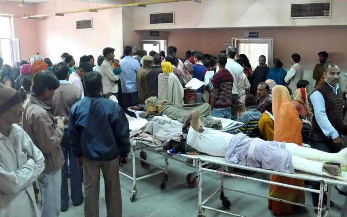 死的人太少?确诊数直追美国,印度人反炫耀自夸,狠狠打脸特朗普