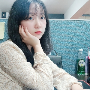 在韩国搬砖的文大志 