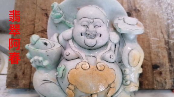 用手工雕刻的,小摆件弥勒佛,感觉就是不一样啊!