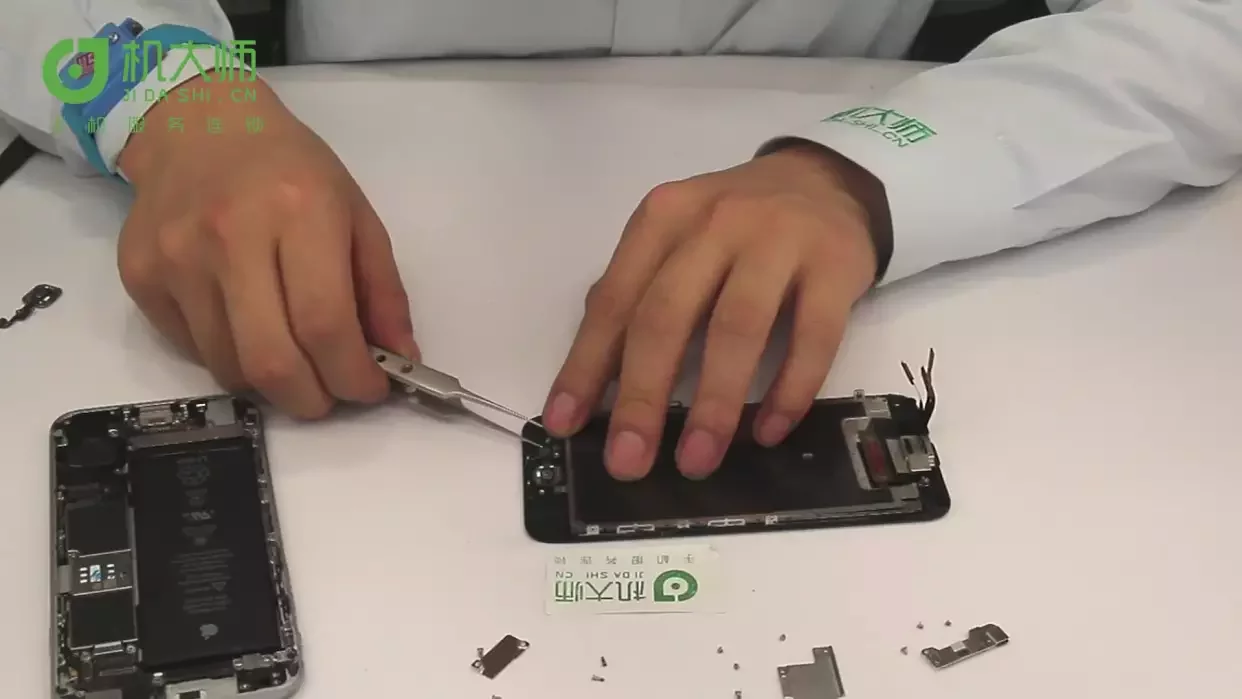 机大师更换iphone6s返回键教学