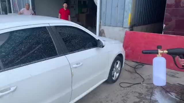 美女都可以轻松洗车#家用洗车机 #与新生活来电 #热门