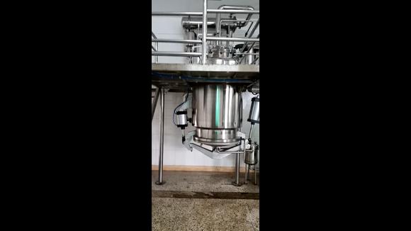 二手中药提取浓缩机组出售,可以醇提,水提,带有冷却塔