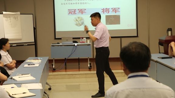 助力企业绩效增长4:16年人力资源实战经验,某集团人资总经理