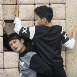 一个外向而童心未泯的人 