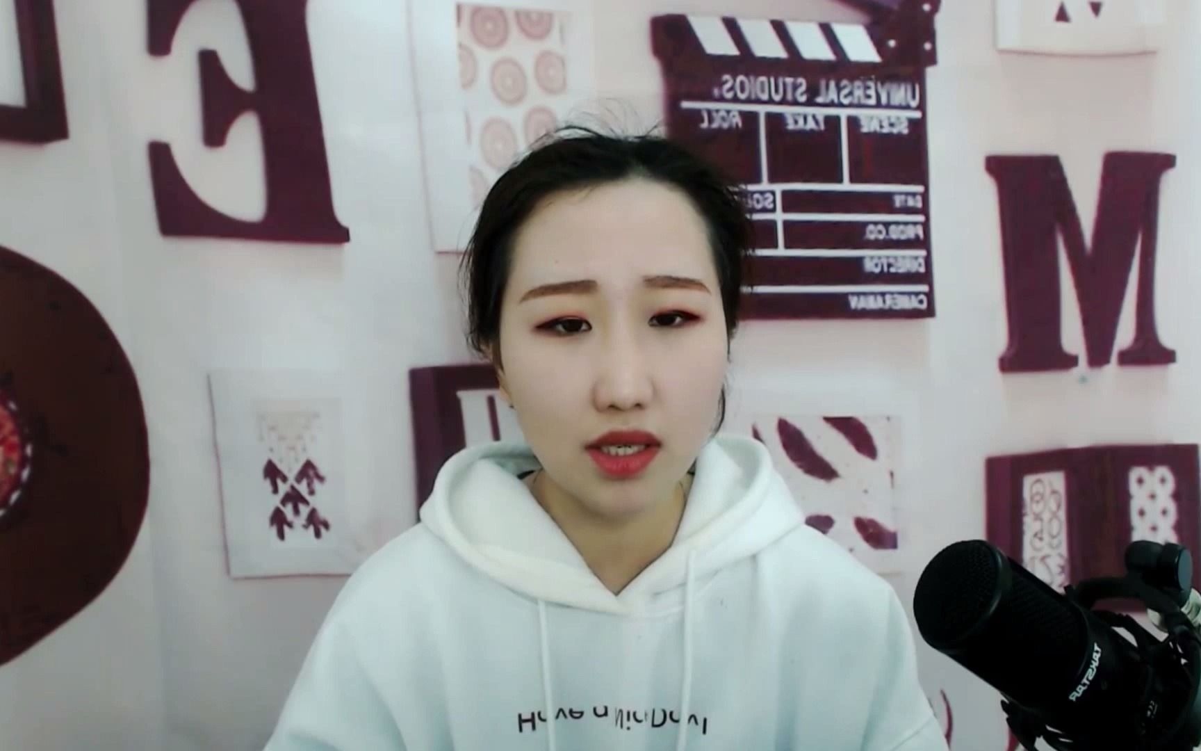 声乐课堂:教你如何利用气声唱法唱有一种悲伤