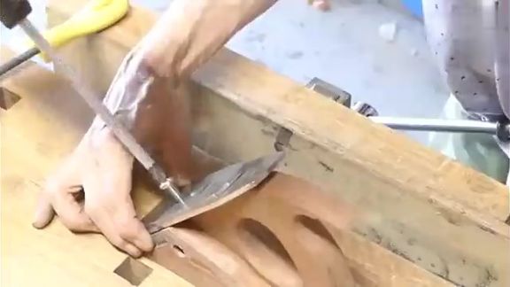 木工达人自己制作了一个传统木工手刨 这手艺不得不服 mdaq42mq
