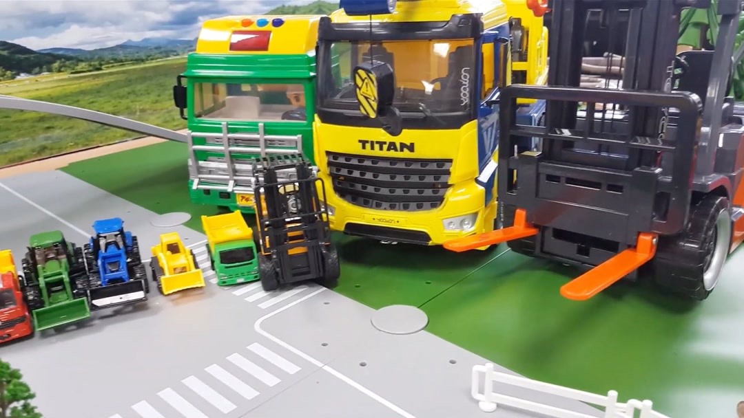 汽车世界之工程车救援队 第38集 工程车建造大桥