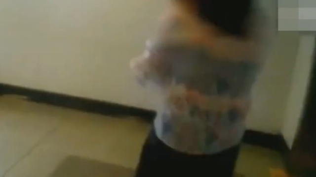 女程序员发200多条信息向男同事表白 遭拒后精神失常