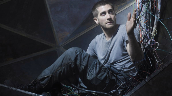 小伙获得超能力,通过源代码找坏人,最后还找到了自己爱的人