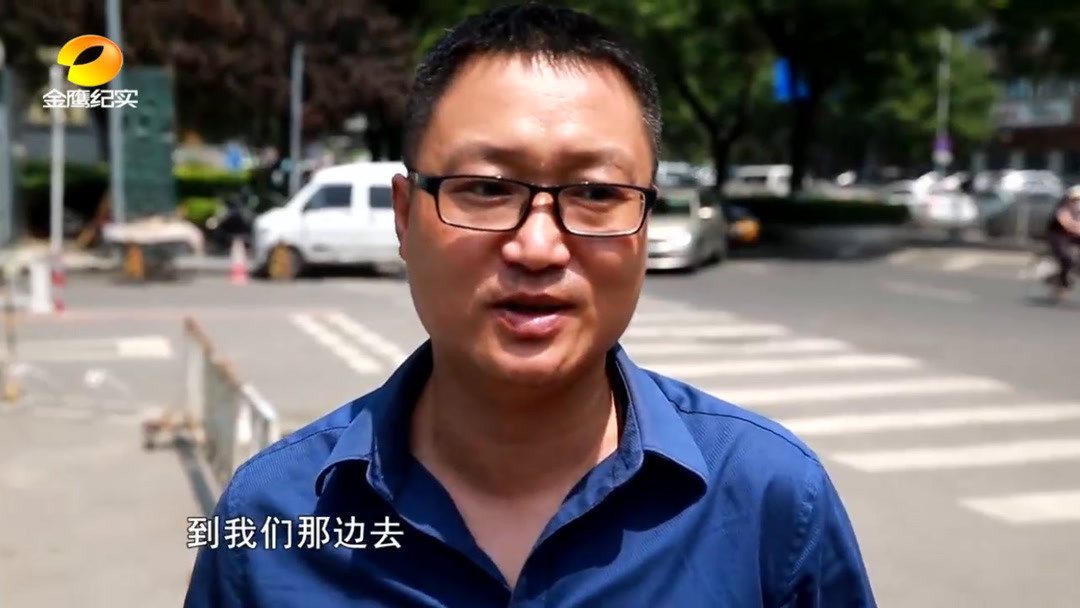 青龙街怎能没有龙?小伙绘制3D画,让青龙街多一条活灵活现的青龙