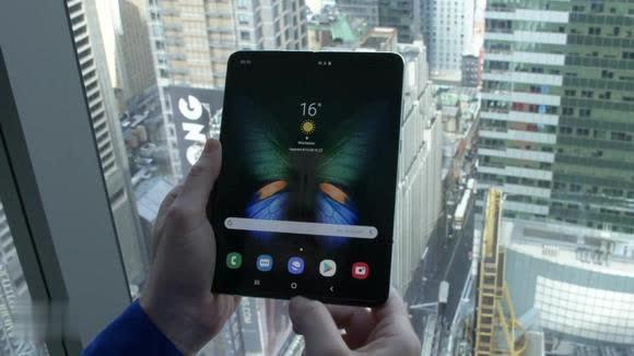 三星Galaxy Fold折叠屏手机简单上手