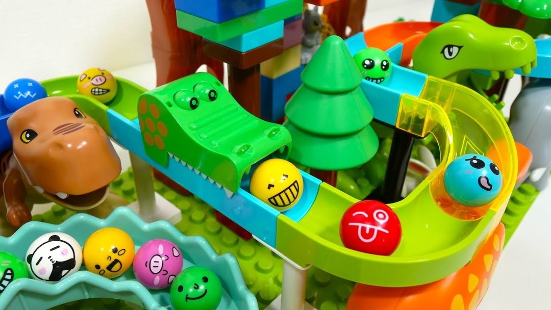 益智积木玩具:令人满意的积木过山车,制作积木恐龙、鲸鱼和大象