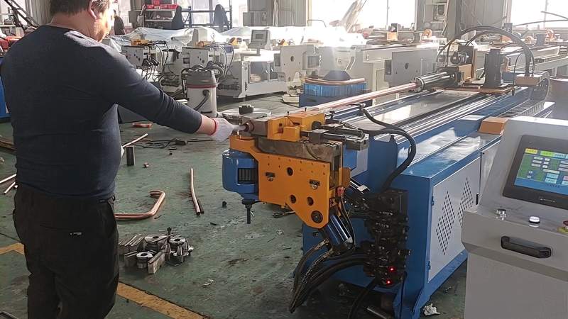 数控铜管弯管机视频全自动弯管机工作原理