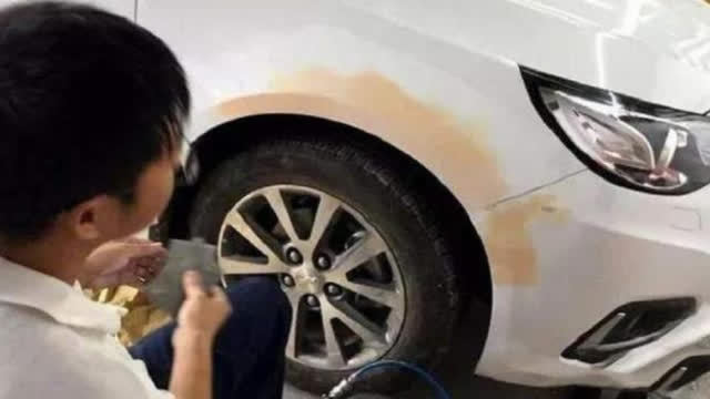 为什么很多车上满是划痕却不处理?