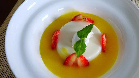 不用烤箱,简单2步就能在家做的健康甜品橙汁酸奶冻,快来试试吧