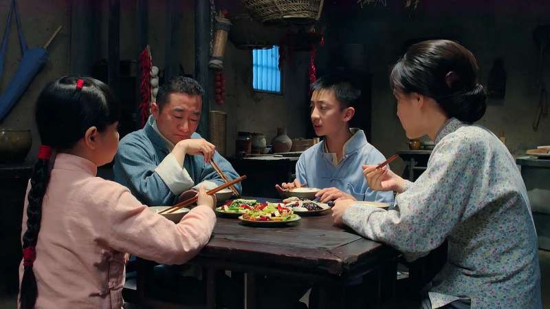 小夫妻天天吵架，儿子忍无可忍，一开口夫妻俩直接傻掉