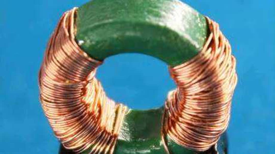 1根铜线,1个磁环,做成1个电感器,作用大着呢!