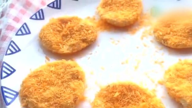 美食制作红薯饼,香甜可脆,简单易学