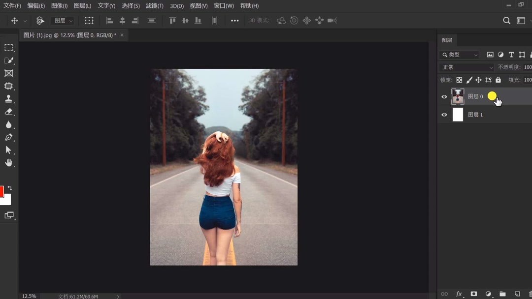 PS教程:竖屏图片转横屏,怎样拉伸图片不会变形?