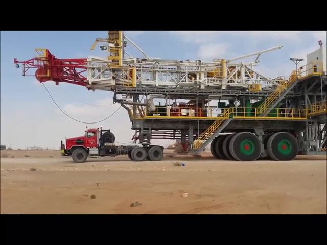 石油钻井设备运输,几辆车就把整个基地拖走