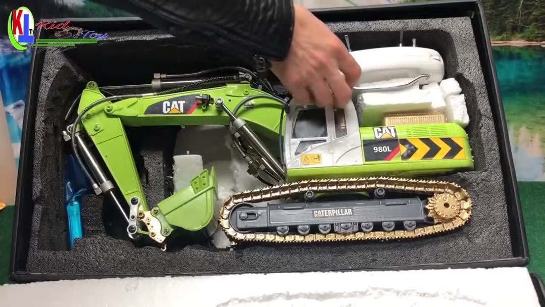【模型世界】超强细节挖掘机遥控模型开箱