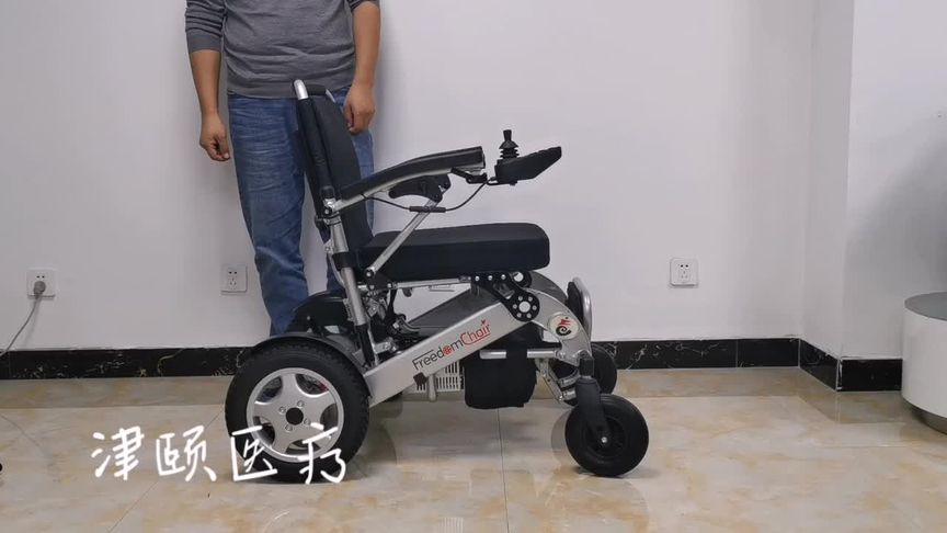我来体验一把真真的一秒折叠#轮椅人生 #电动 #户外