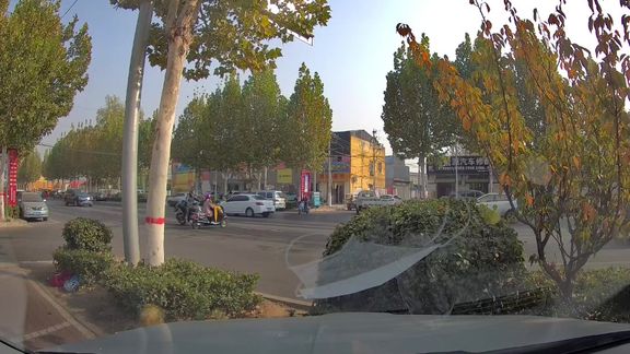 #交通安全 #车祸 #行车记录仪 #安全出行 #交通安全