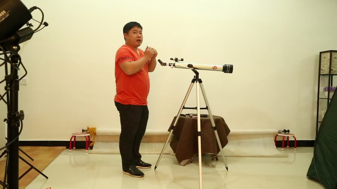 折射式天文望远镜使用视频