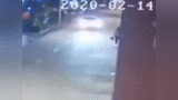 【陕西】情人节一辆汽车为避开行人失控 撞上一对年轻男女致2人死亡