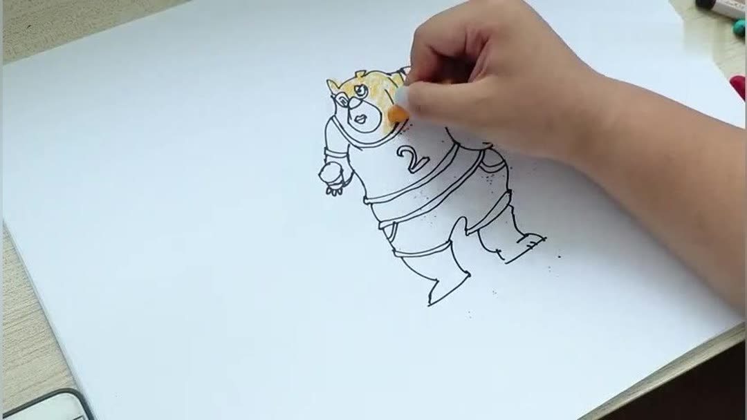 熊出没简笔画:光头强想和熊大熊二商量山庄的事,他们还没起床呢