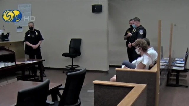 美国纽约州超市枪击案造成至少10死3伤 受害者主要为黑人