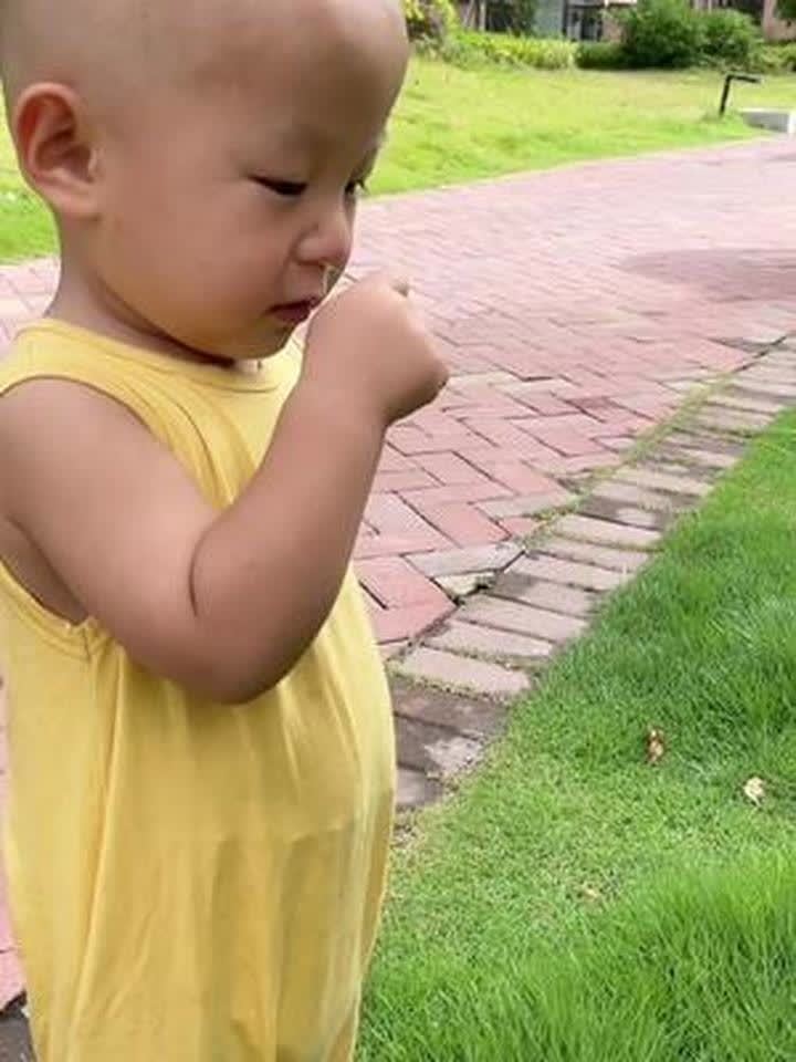 我回家要查查这跟谁学的 人类幼崽成长记 萌娃日常 随手拍