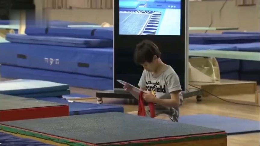 【张家齐】考古 12岁可爱的小冠军训练日常