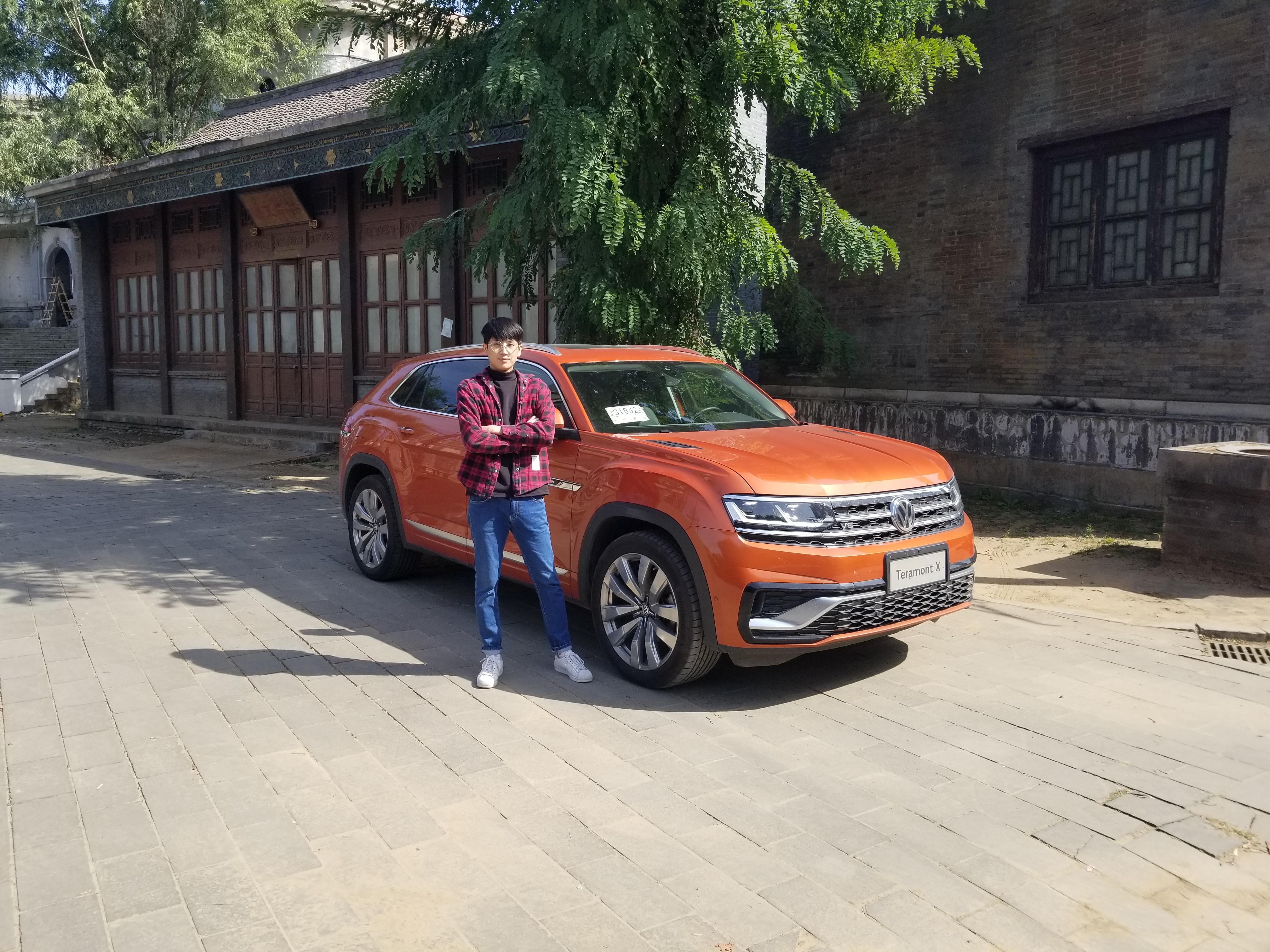 试驾上汽大众旗舰SUV,选择溜背+超大5座,还是豪华品牌?