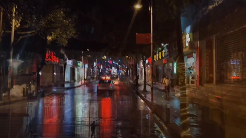 原来手握鼠标久了,也会被磨的通红,像是被烟头点红了一样!关于