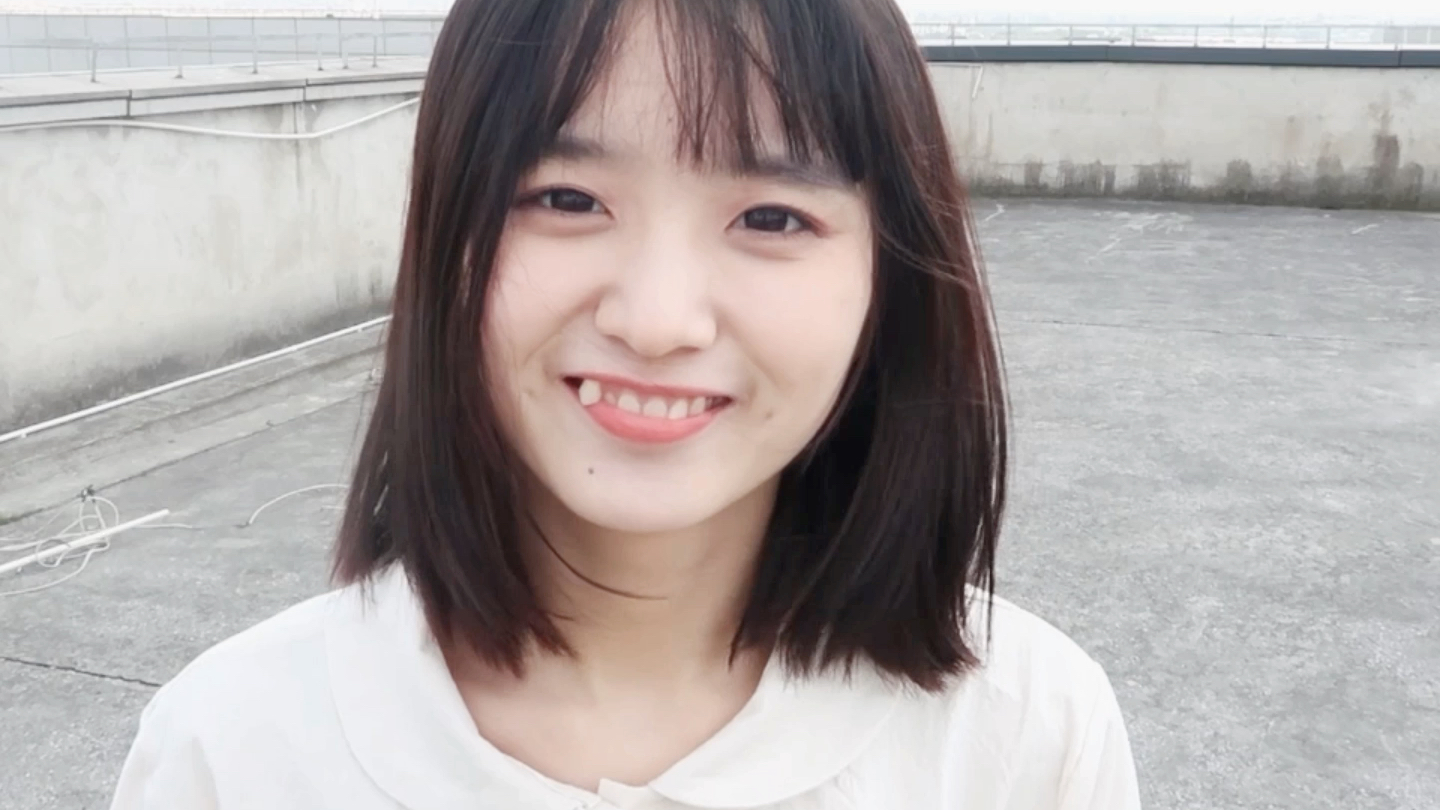 一个会一直循环播放的视频