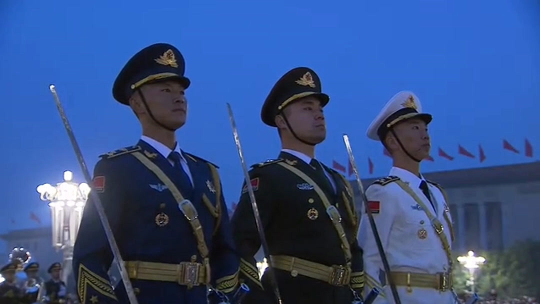 升旗仪式天安门