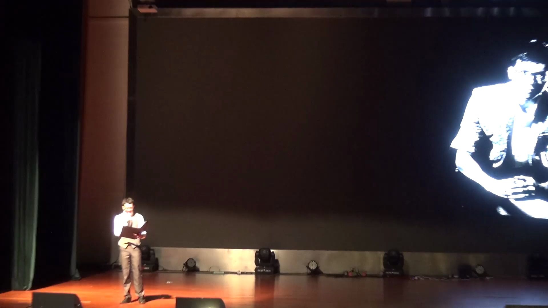 2018年毕业晚会毕业生生涯回顾现场