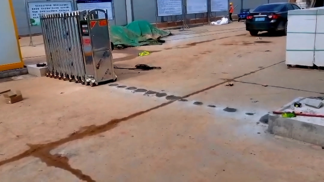 广东东莞深圳惠州广州金盛电动伸缩门学校电动伸缩门厂家价格