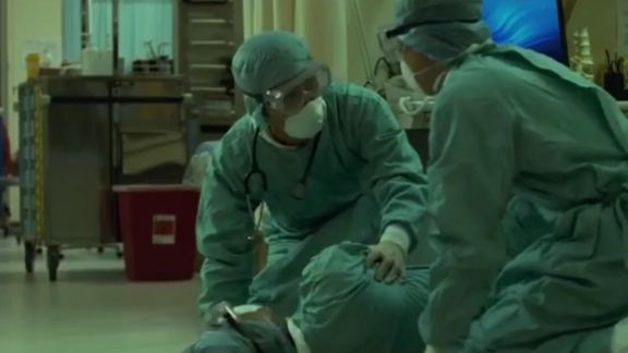 电影:新型流感病毒肆虐日本。