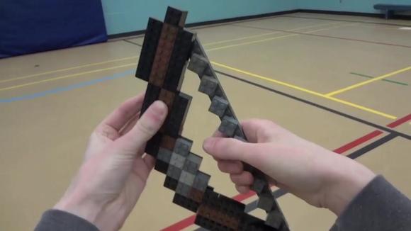 《我的世界》用乐高LEGO制作的MC弓箭,太逼真了