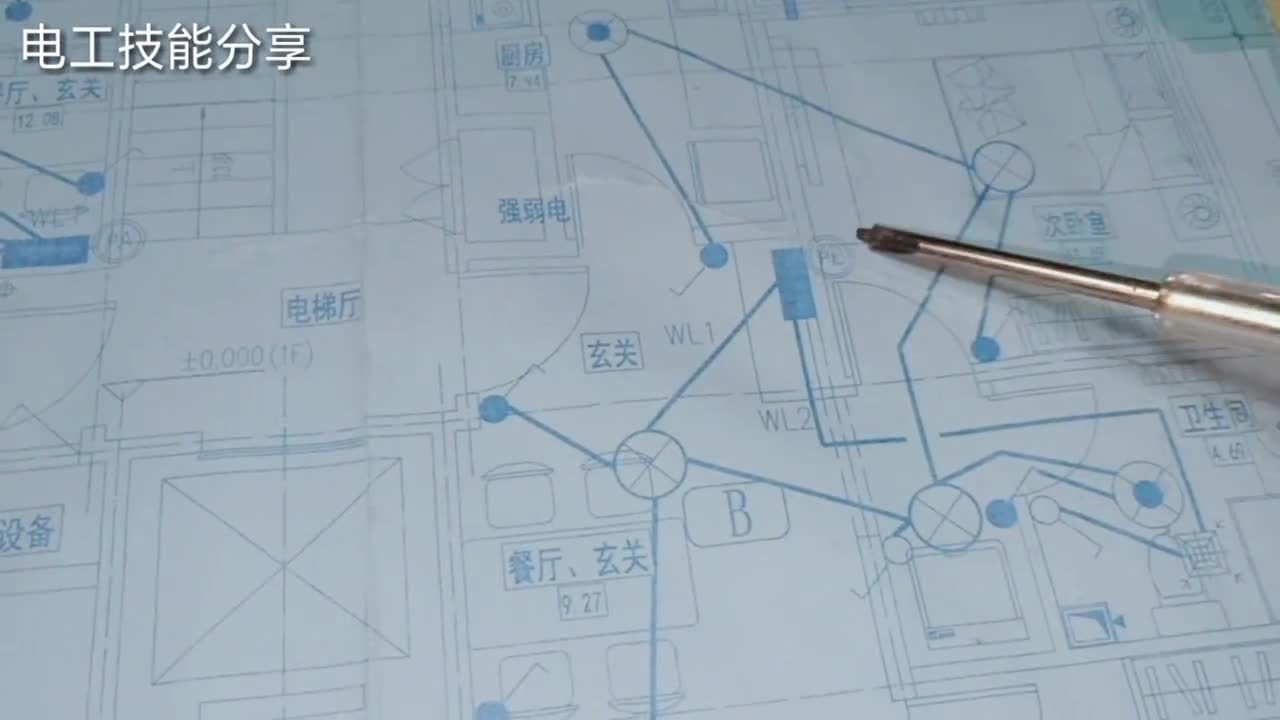 不会识图预埋线管,老电工教了一招,终于学会了