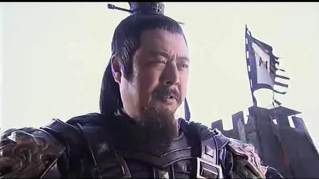 修仙之人就是不一样,刀劈不开,斧劈不断,这脖子太结实了