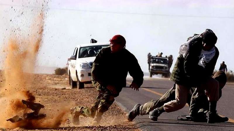 叙利亚凌晨再遭空袭,军事基地被摧毁,五角大楼:是这国干的