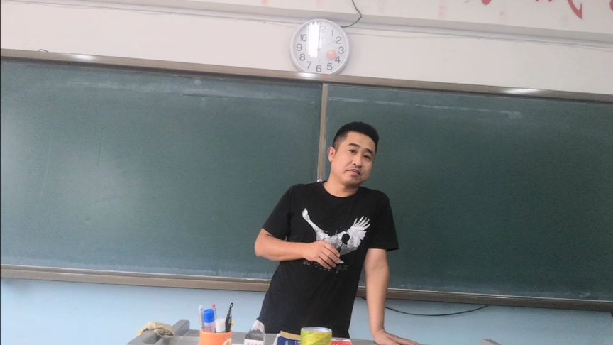 高中物理为什么非要引入质点这个概念?是不是有点多余?