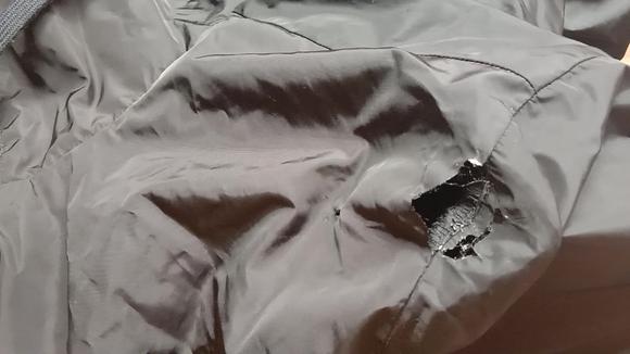 防水的羽绒服面料破了用这两种简单的方法修复,你肯定想不到