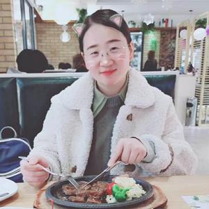 睿智的小年老师 