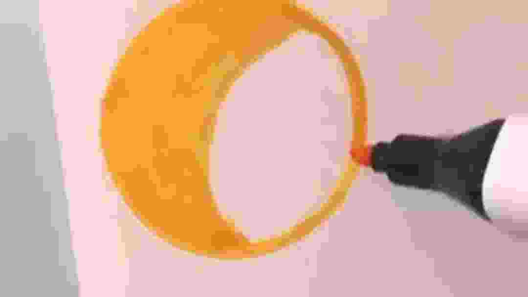 马克笔手绘宅在家里可爱的太阳书签,简笔画教程