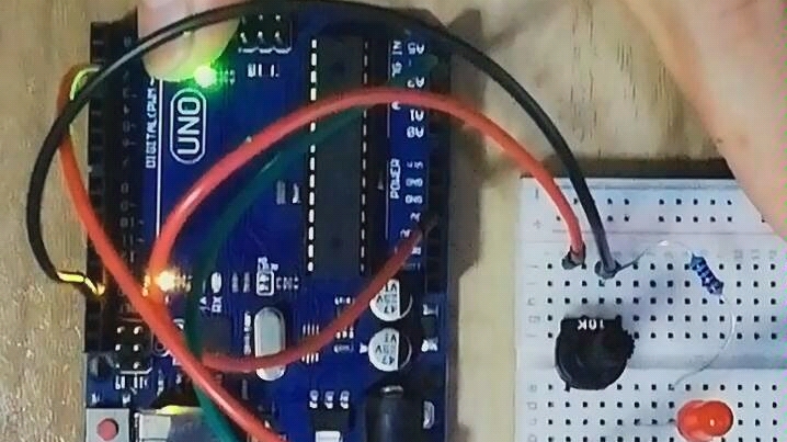 Arduino旋转电位器的使用