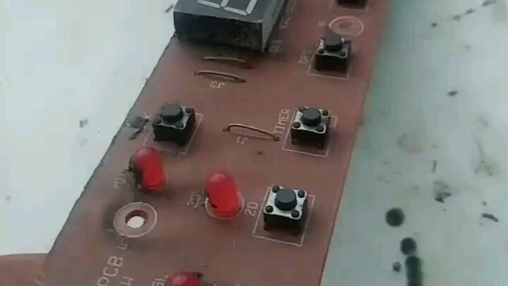 如何测量发光二极管